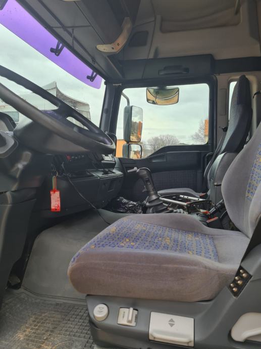 MAN TGA 26.410, 2002 god.