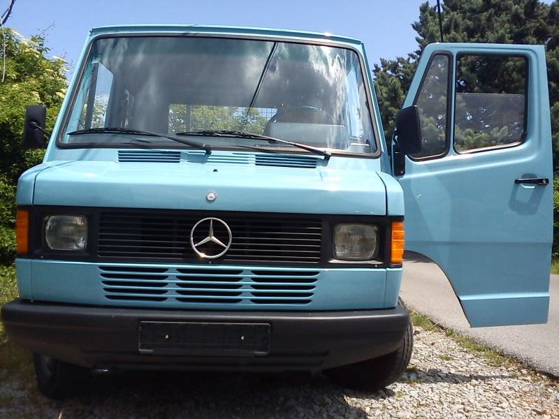 Mercedes 207D, 1984 god.