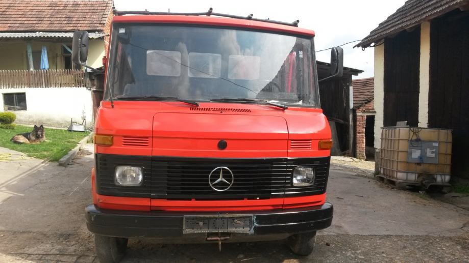 mercedes 608, 1983 god.