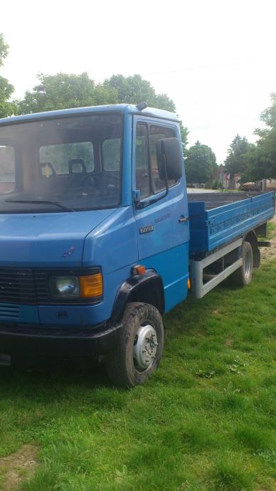 Mercedes 609, 1990 god.