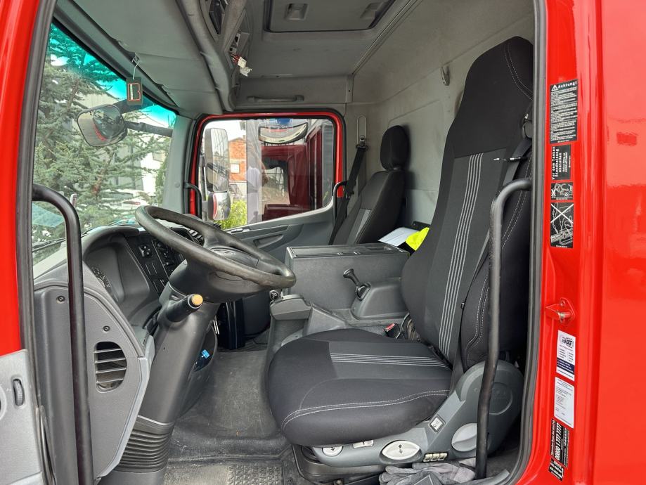 Mercedes Atego 1022 Sanduk 4,5 m sa rampom kratki osovinski, 2008 god.