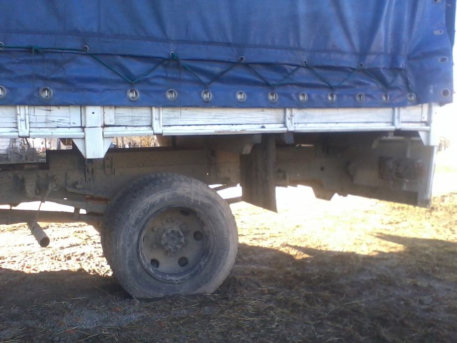 Mercedes lp 709 PRODAJEM ILI MJENJAM, 1979 god.