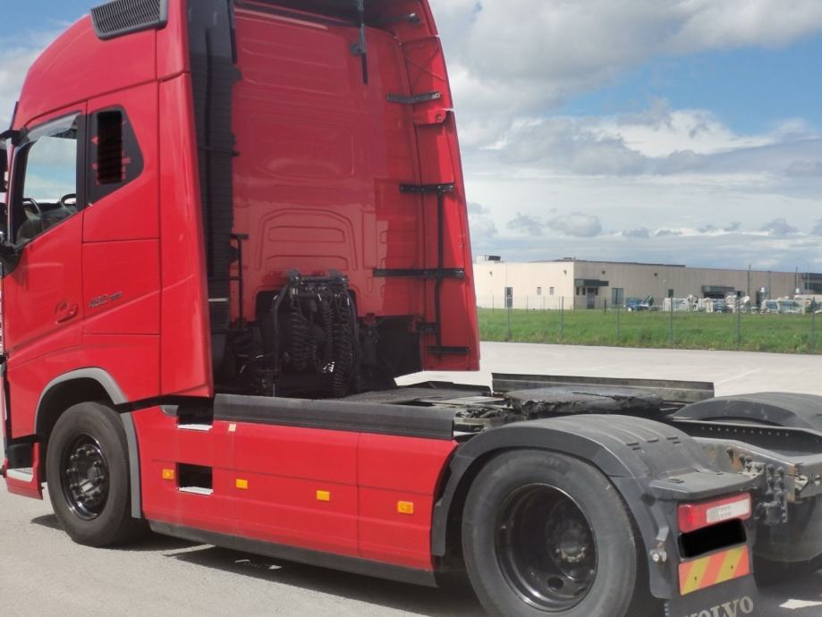 Volvo FH tegljač, 2016 god.