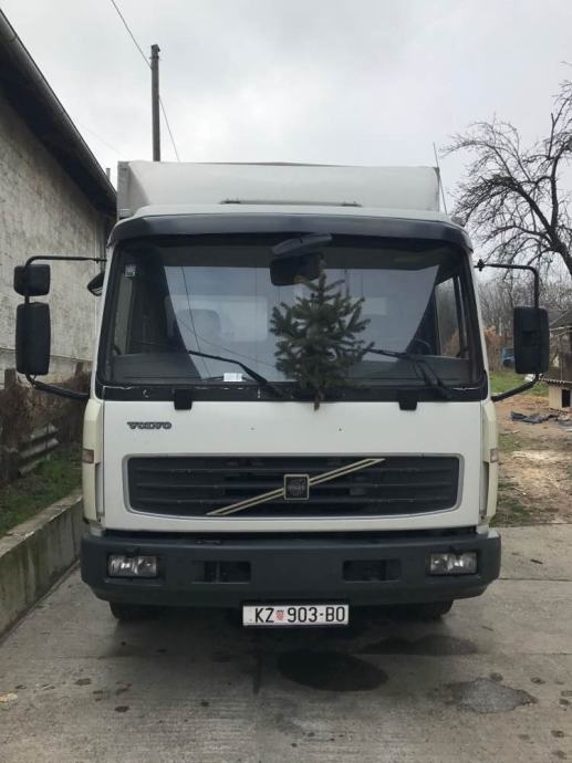 Volvo fl 220-12.reg01-07-17.klima. Odličan. Plus još jedan za dijelove ...