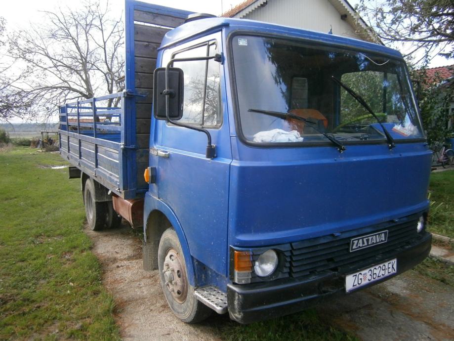 ZASTAVA 650 AD REG.05/15 095 878 6508, 1980 god.