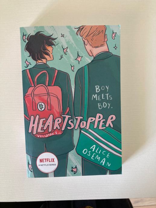 Heartstopper Volume One Alice Oseman manga strip webtoon