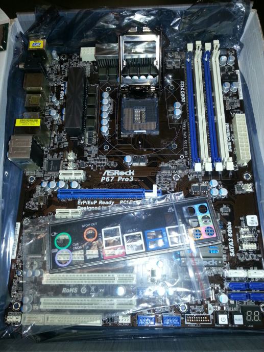 Asrock P67 Pro3 - socket 1155