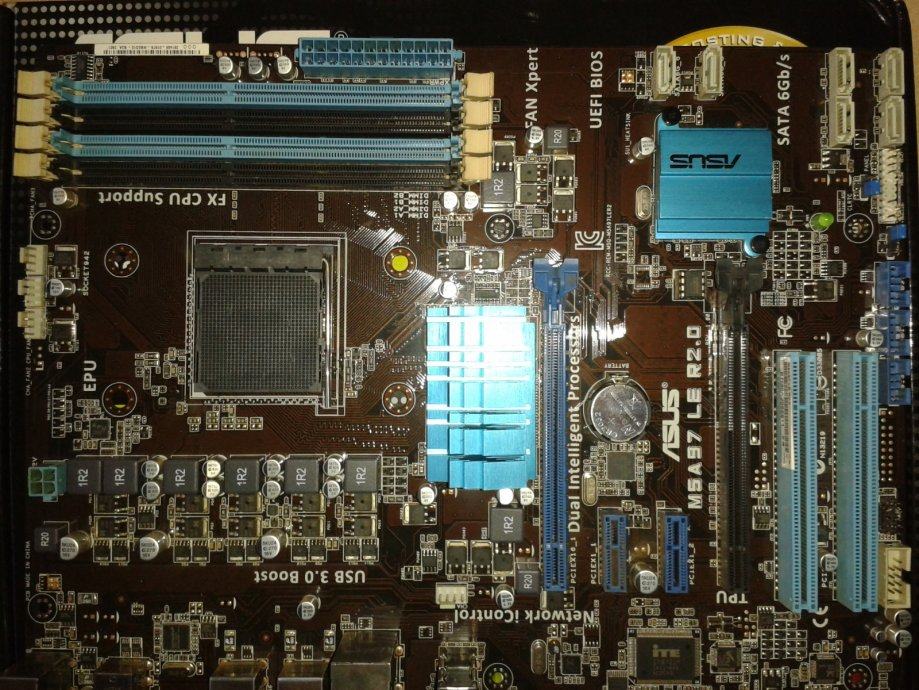 ASUS M5 A97 LE R2.0 AM3+