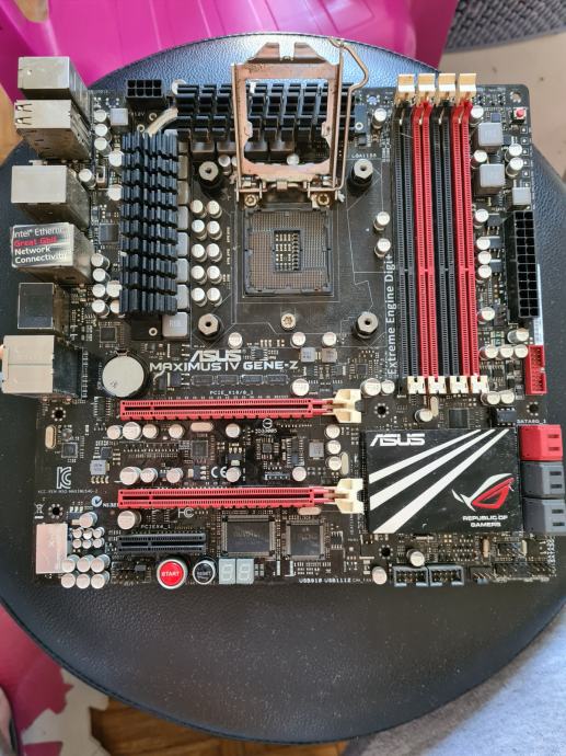 ASUS Maximus IV GENE-Z/GEN3