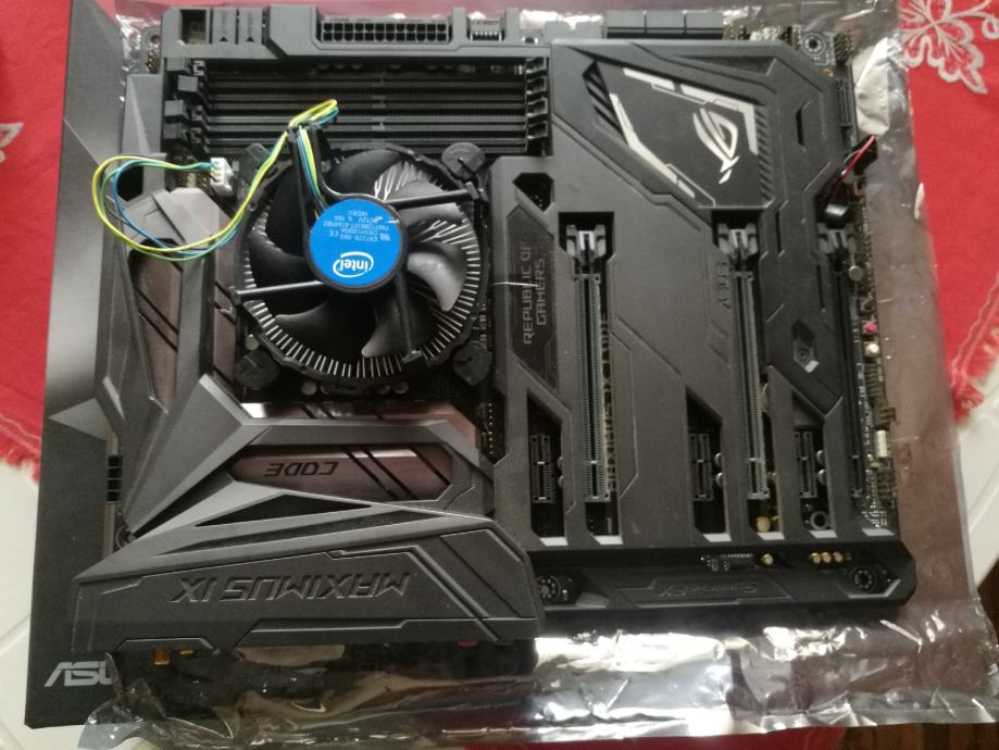 Asus Maximus IX CODE MBO + i3 6100 CPU