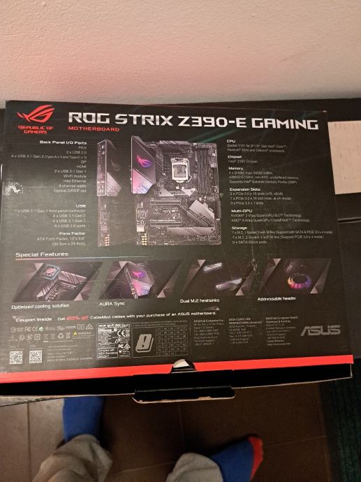 ASUS ROG STRIX Z-390E gaming matična ploča
