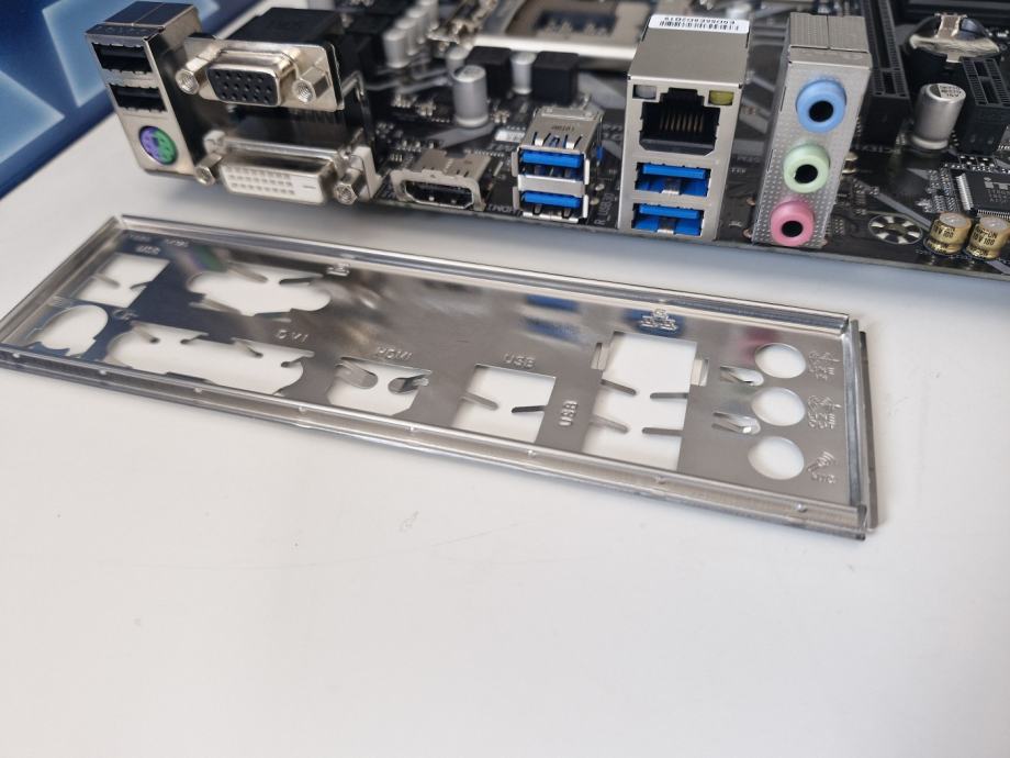 Gigabyte B360M DS3H, Intel B360, Socket 1151 - Račun / R1 / Jamstvo