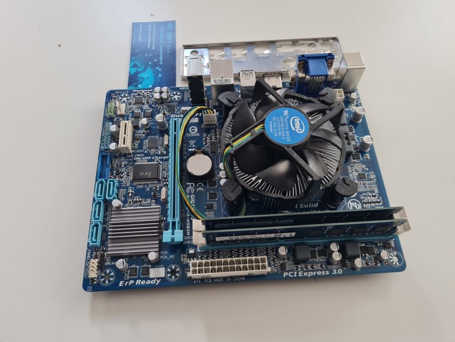 Gigabyte GA-H61M-USB3H + i7 2600 + 4GB/8GB/16GB RAM - Račun / R1