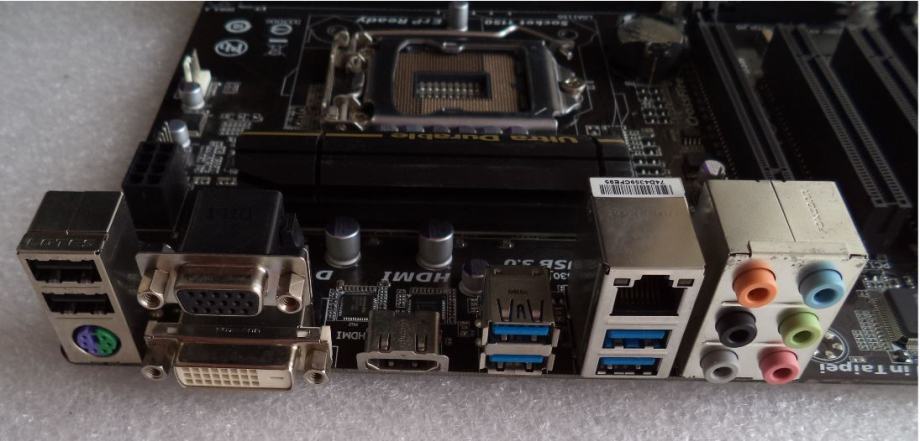 GIGABYTE GA-H87M-D3H Chipset H87 Intel Socket 1150 mATX matična ploča