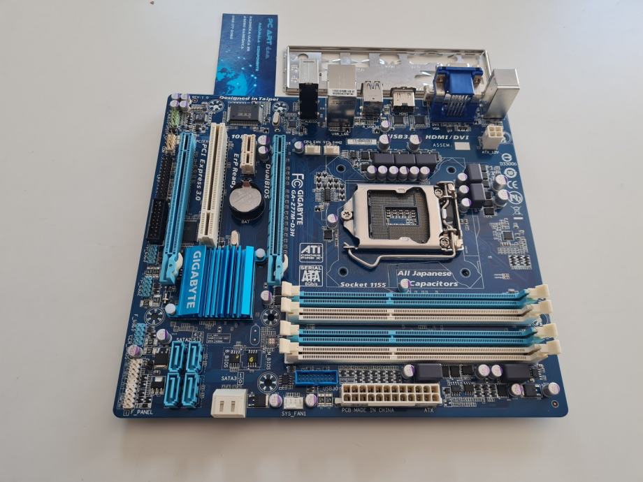 Gigabyte GA-Z77M-D3H, , Intel Z77, Socket 1155 - Račun / R1