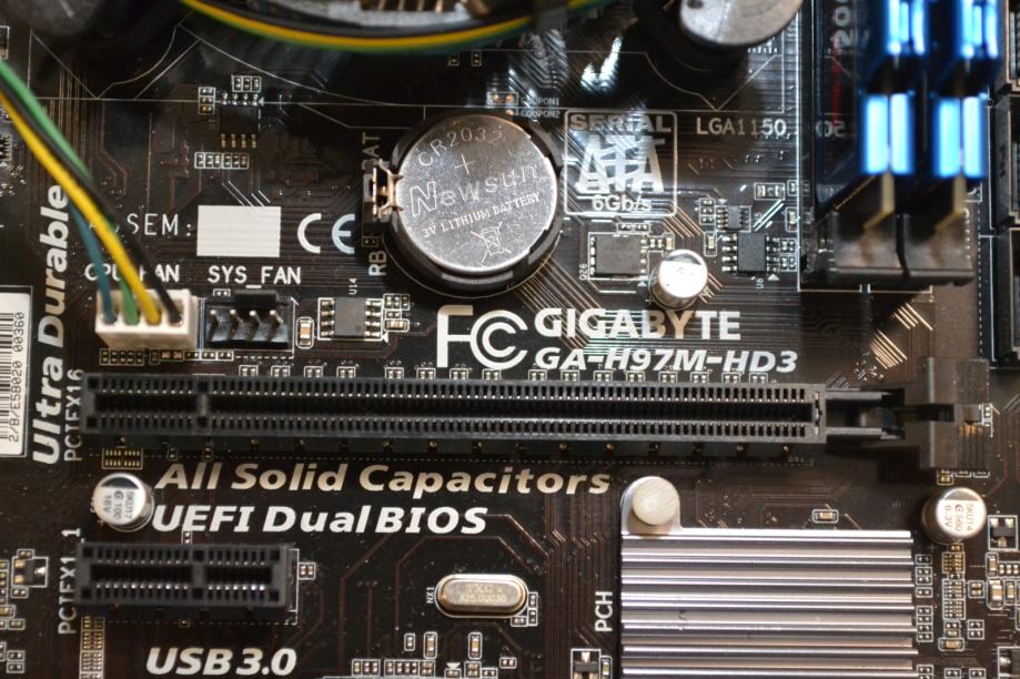 Gigabyte Matična ploča + Procesor + RAM