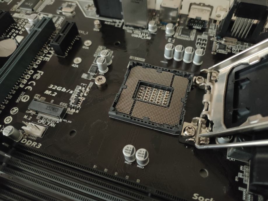 Gigabyte GA-Z170-HD3 DDR3 socket 1151 za CPU 6. i 7. generacije •• 33€