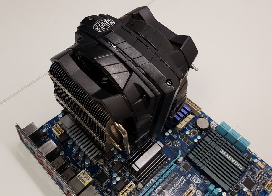 Gigybyte GA-990XA-UD3 AMD 990X + SB950 Chipset