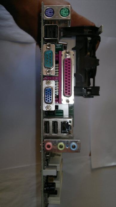 Intel D845GVSR socket 478