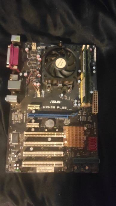 Maticna ploca + 3gb ram + procesor