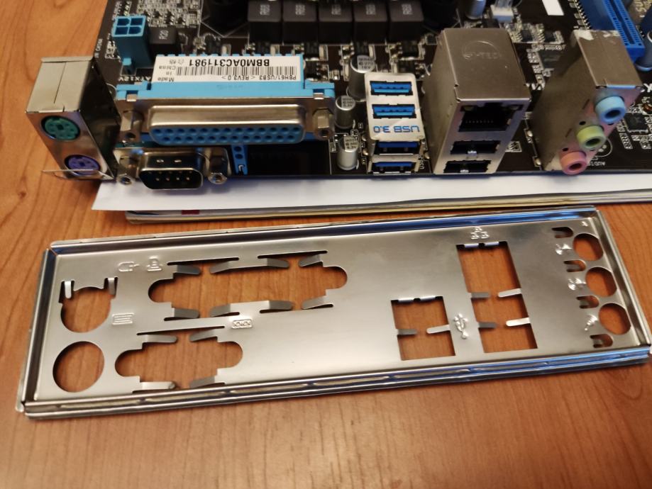 MATIČNA PLOČA LGA 1155 ASUS P8H61/USB3+G530 2.4GHZ