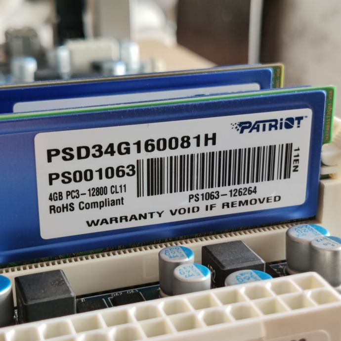 Matična ploča lga 1156 P55 + core i5 750 + 8GB DDR3 ram