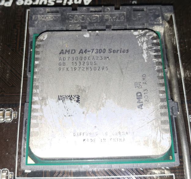 Matičnu ploča Gigabyte GA-F2A68HM-S1, FM2+ socket i CPU AMD A4-7300