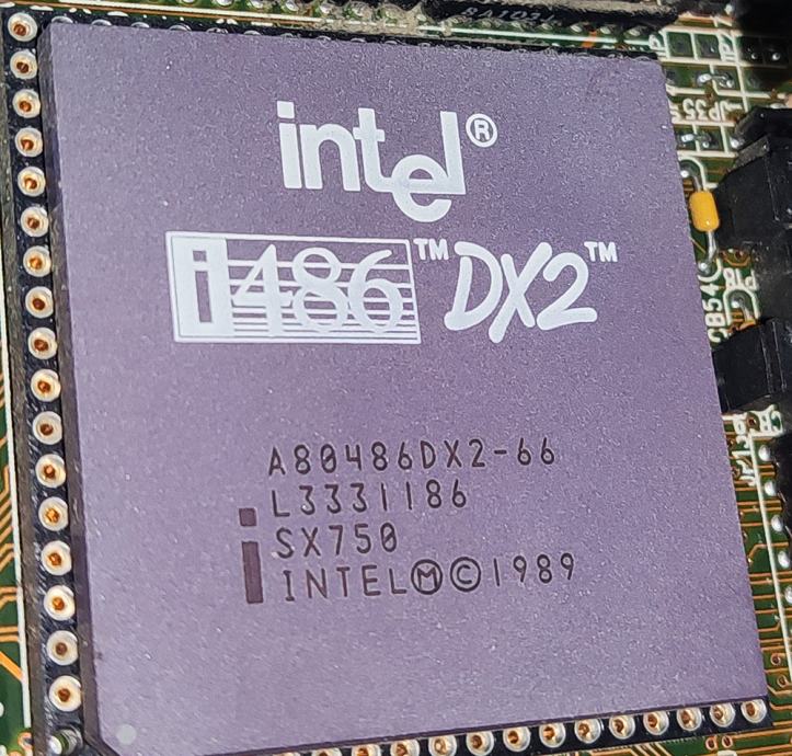 Retro Matična ploča Shuttle Socket 1 + Intel 486 DX2 66 DX2-66 + mem.