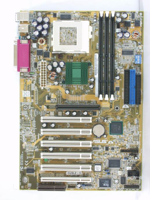Socket 370 ASUS CUSL2-C + Intel Celeron 700