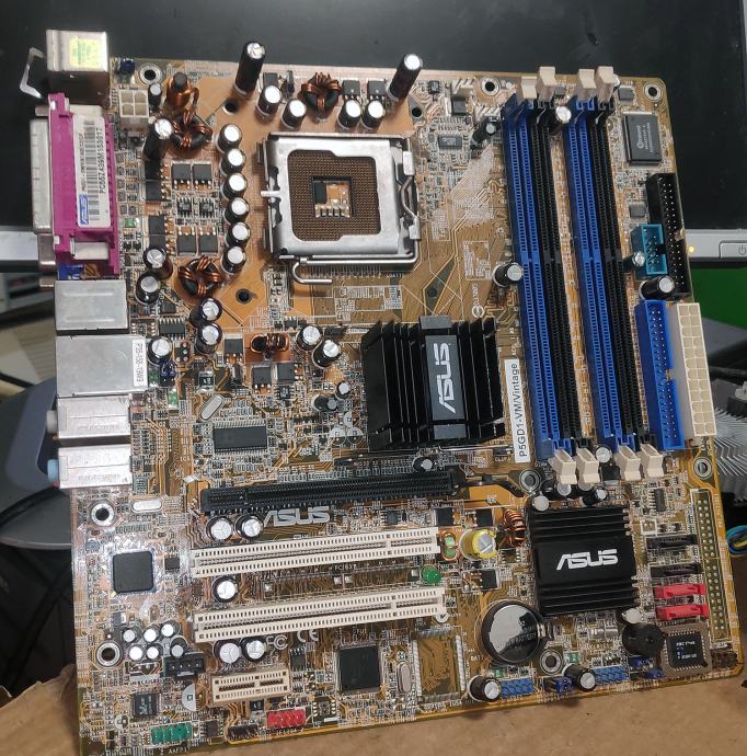 Socket 775 matična ploča Asus P5GD1-VM Vintage ispravna