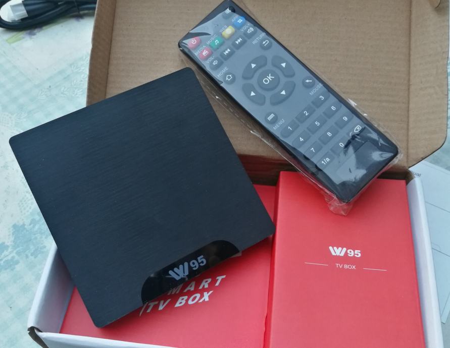 Android TvBox W95,4K,2/16GB,64bit,WiFi,TVprog,Filmovi,Sve instalirano
