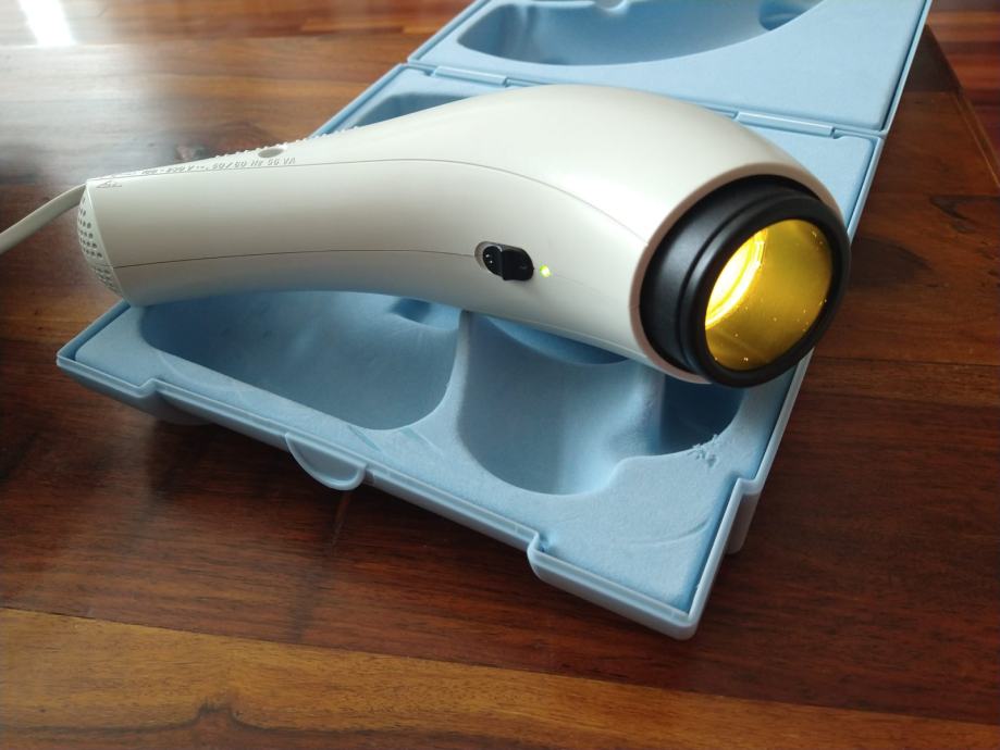 BIOPTRON Compact III uređaj za medicinsku svjetlosnu terapiju - 140€