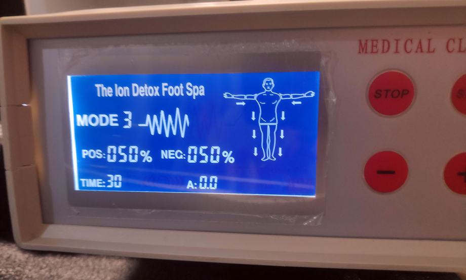 Medical Cleaner System - aparat za detoksikaciju u metalnom koferu