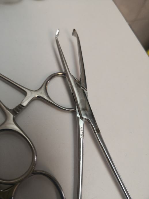 Kirurški , Medicinski instrumenti