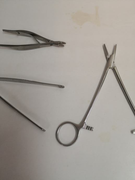 Kirurški , Medicinski instrumenti