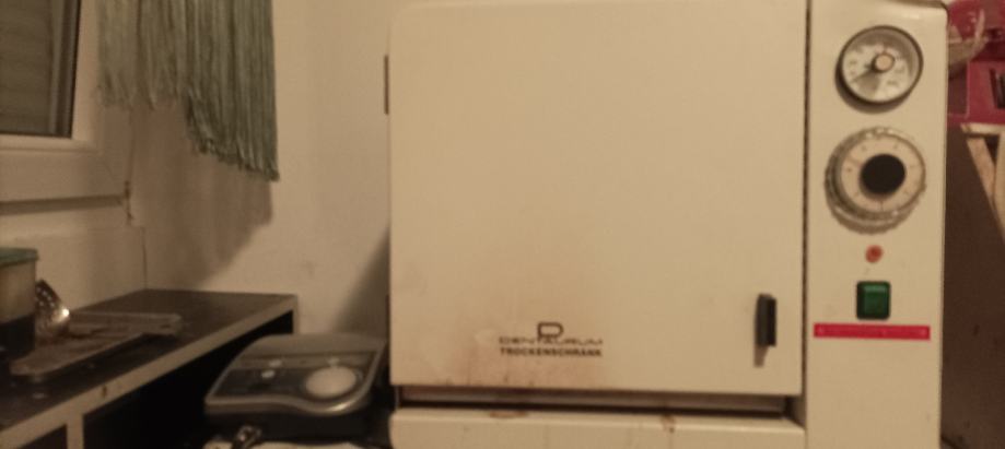 zubotehnicka pec za modele ili predgrijavanje kiveta