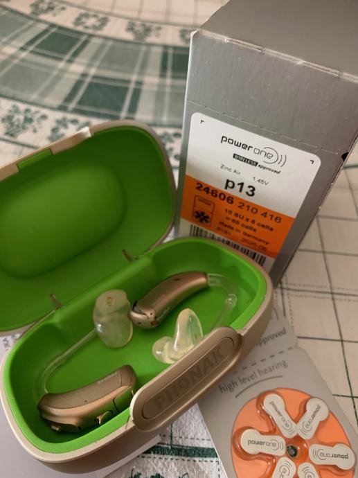 SLUŠNI APARATI Phonak Vitus (za jaču gluhoću) rabljeni