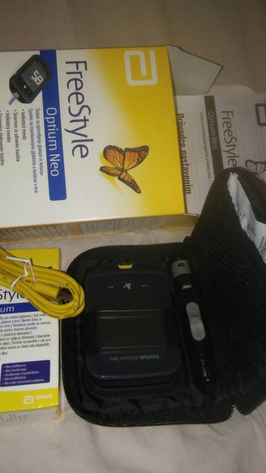 APARATIĆ za mjerenje šećera FreeStyl+Trakice sa torbicom ZGB