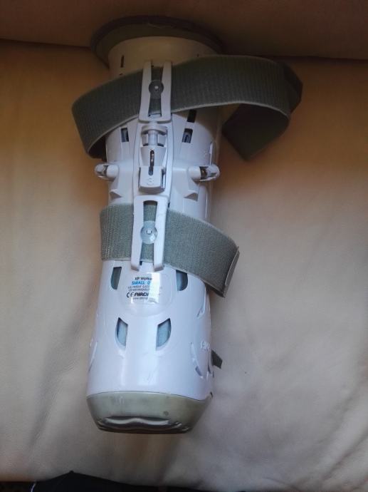 ortoza za gležanj--elegantni lagani gips--AIRCAST XP WALKER--vel:35-39