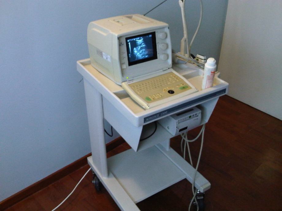 ULTRAZVUČNI PRIJENOSNI APARAT SONOACE 600, 3 sonde
