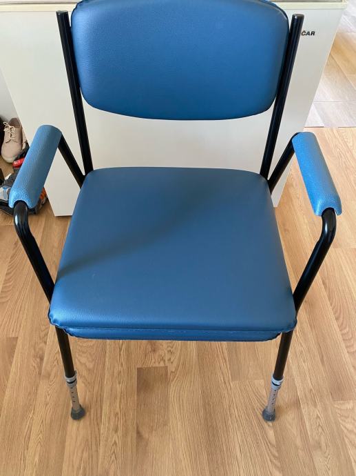 Medicinski stolac za obavljanje nužde