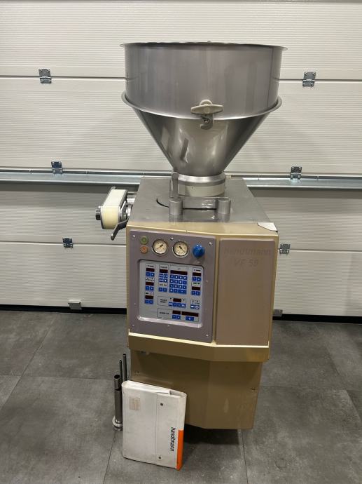 Vakum punilica HANDTMANN VF50