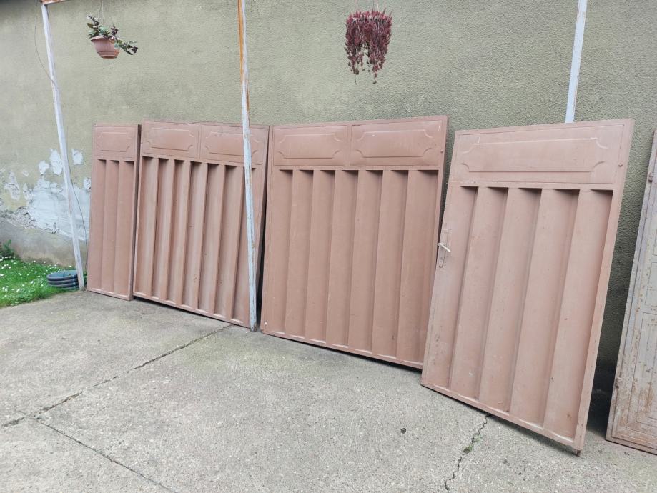 Limena ograda ( kapija )