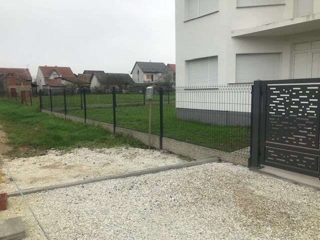 Panelne ograde sa betonskim parapetom - proizvodnja, prodaja, dostava
