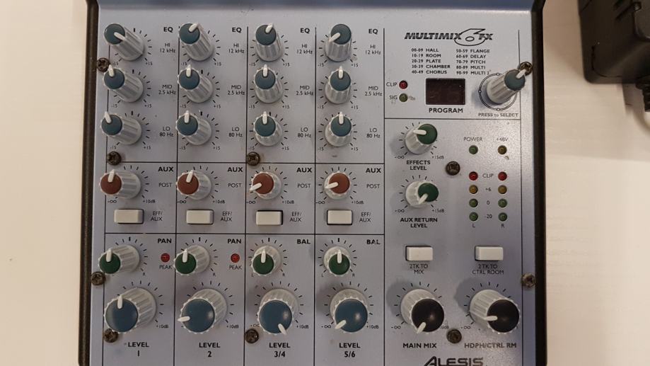 ALESIS MULTIMIX 6 FX