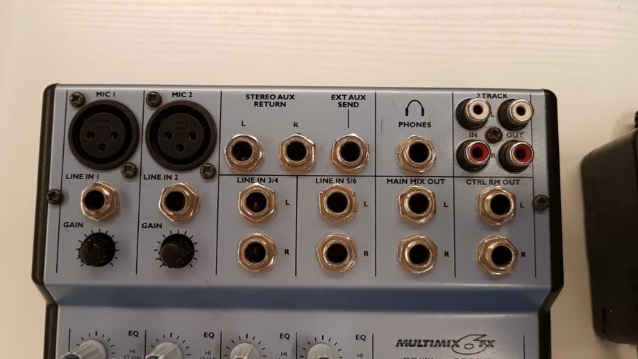 ALESIS MULTIMIX 6 FX