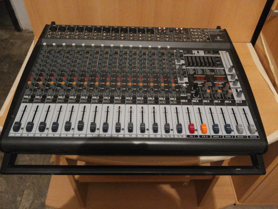 Behringer EUROPOWER PMP-6000