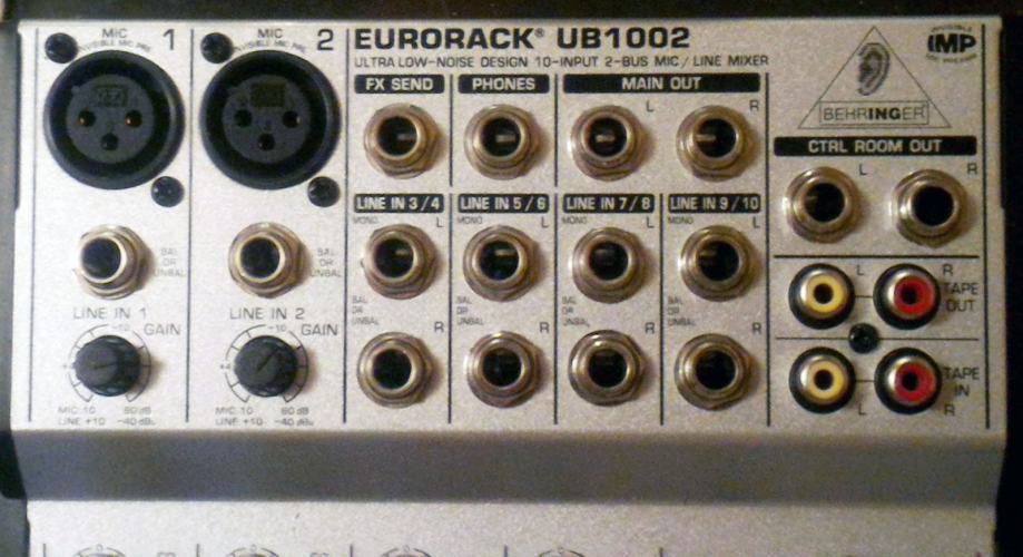 Behringer UB1002 Eurorack Mixer