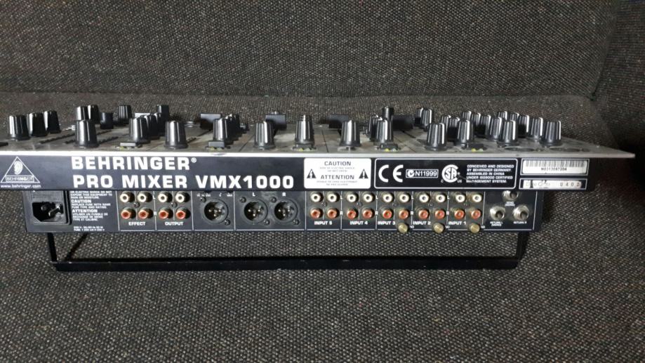 BEHRINGER VMX1000