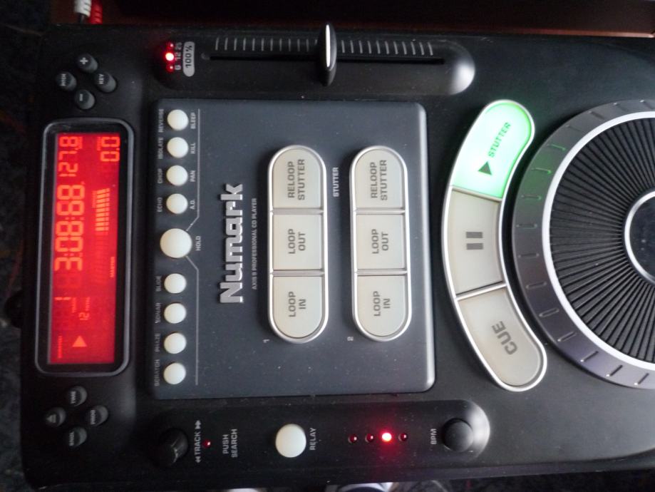 DJ mixeta numark dxm 09 i 2 cd playera numark axis 09